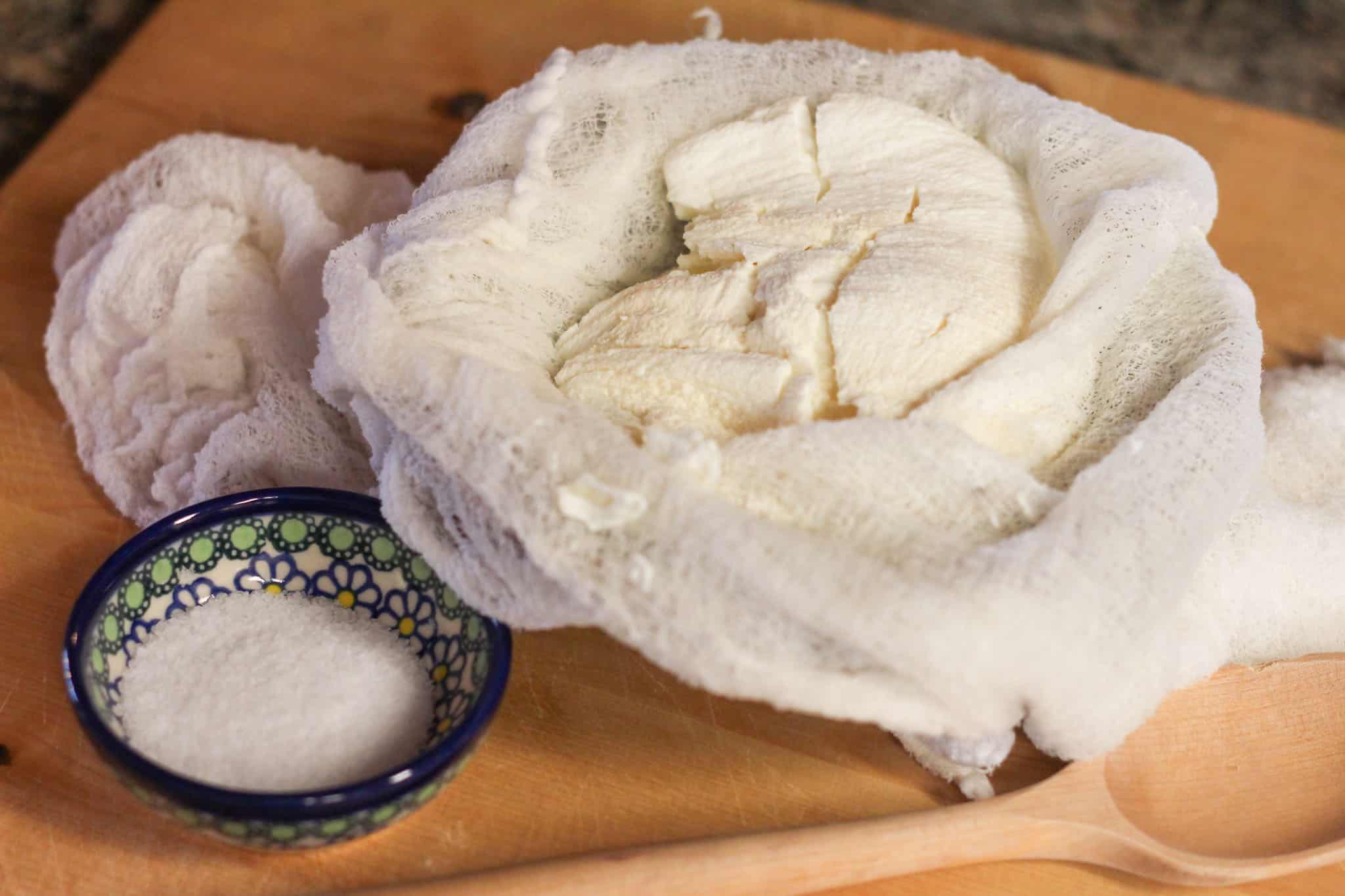 How to Make Cream Cheese from Raw Milk - Rosehips & Honey